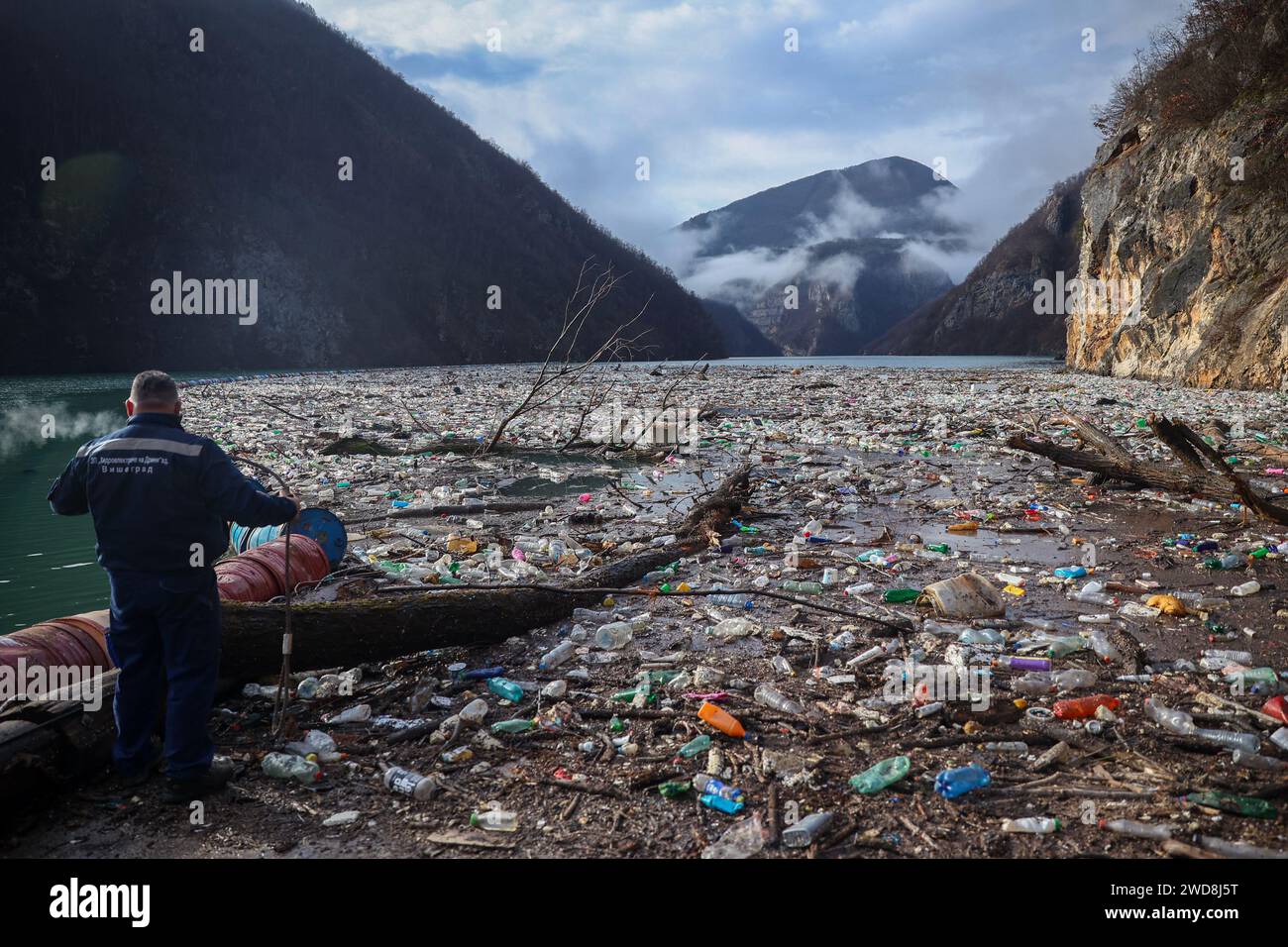 Tons of waste dumped in poorly regulated riverside landfills or ...