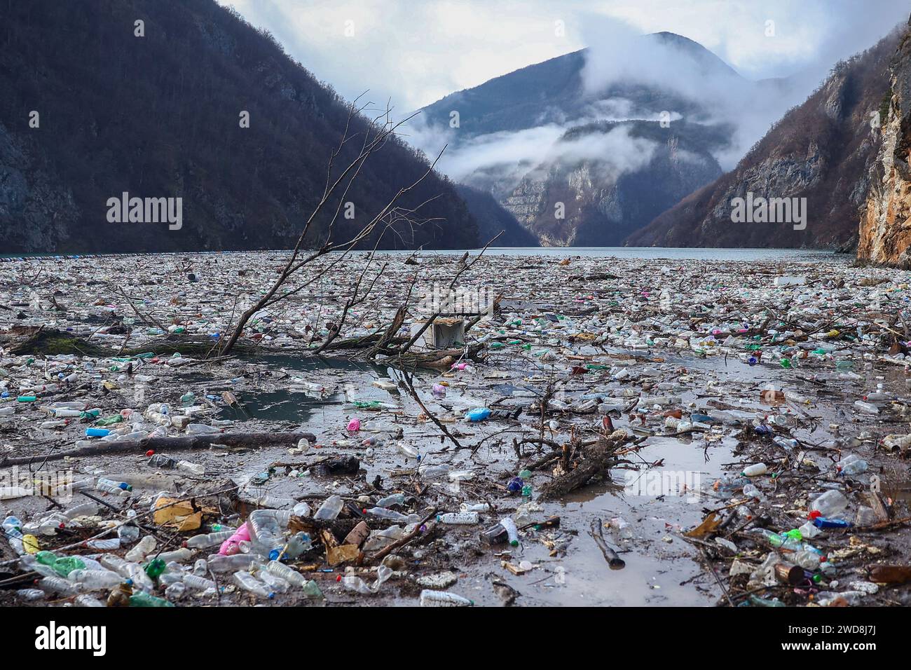 Tons of waste dumped in poorly regulated riverside landfills or ...