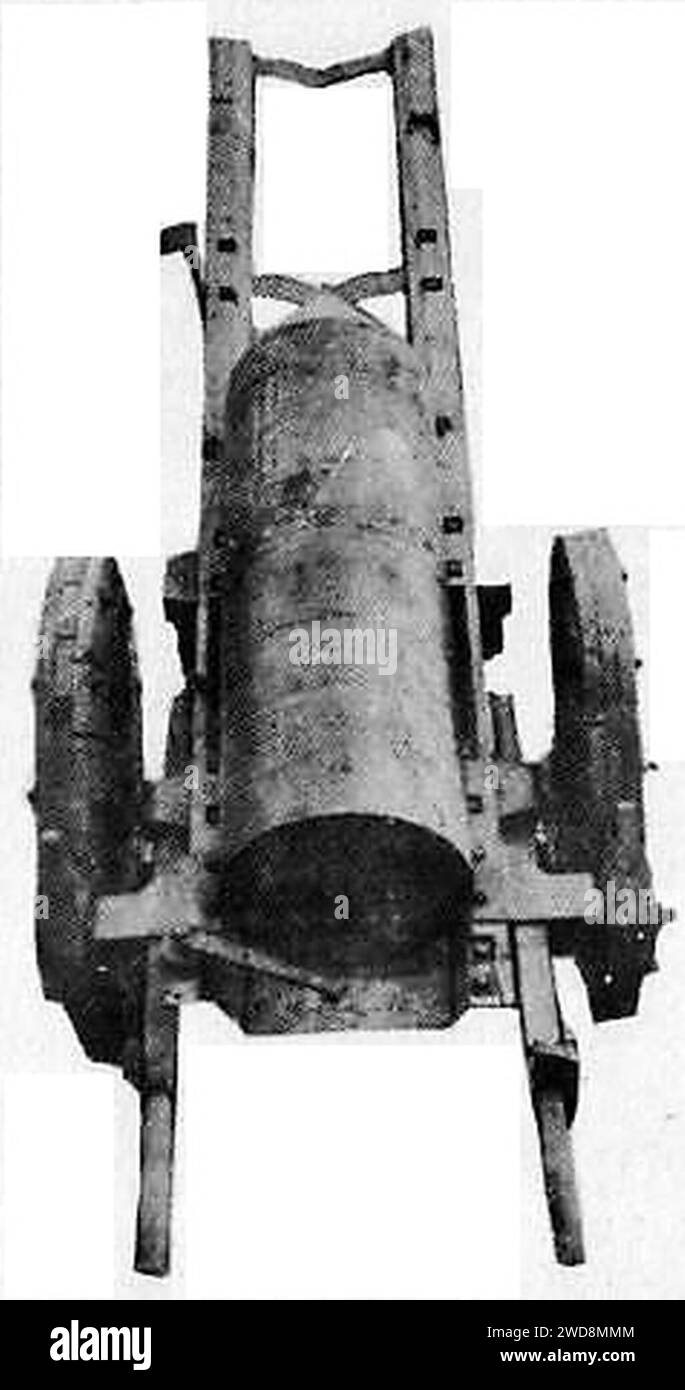 45 cm Naval Rocket-Launcher Stock Photo - Alamy