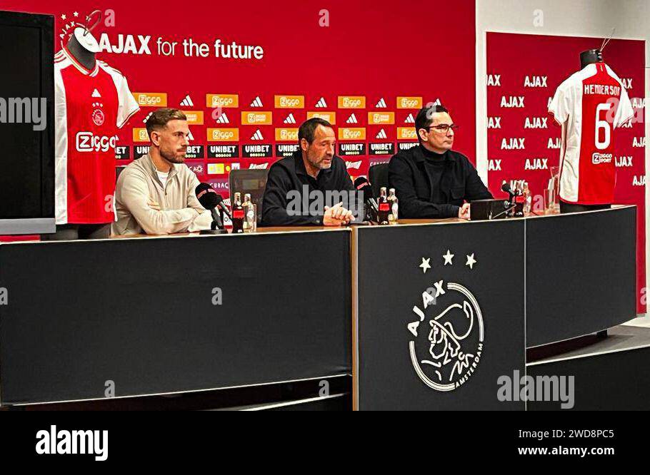 Ajax's Jordan Henderson and coach John van 't Schip during the press ...