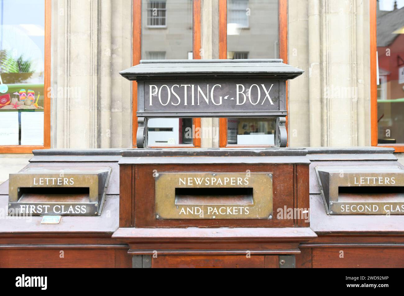 Letter boxes in a street in Oxford, England Stock Photo - Alamy