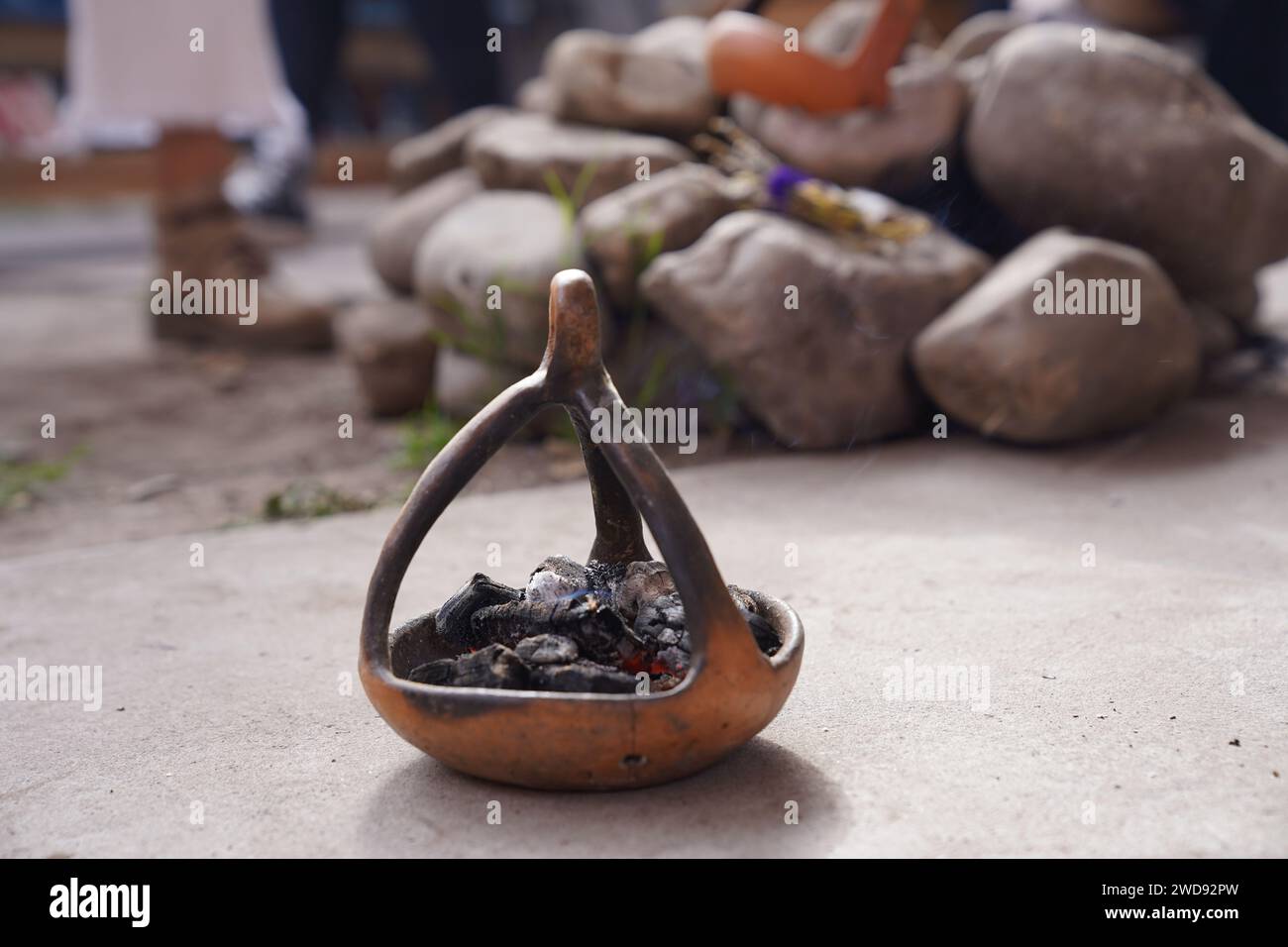 Ceremonia mapuche hi-res stock photography and images - Alamy