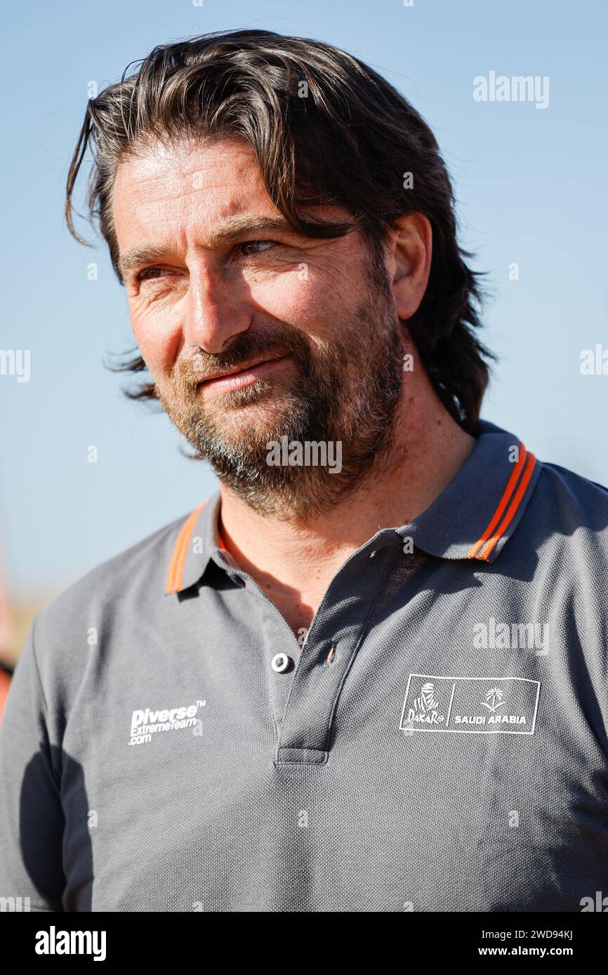 CASTERA David (fra), Directeur du Dakar, portrait finish line, arrivee ...