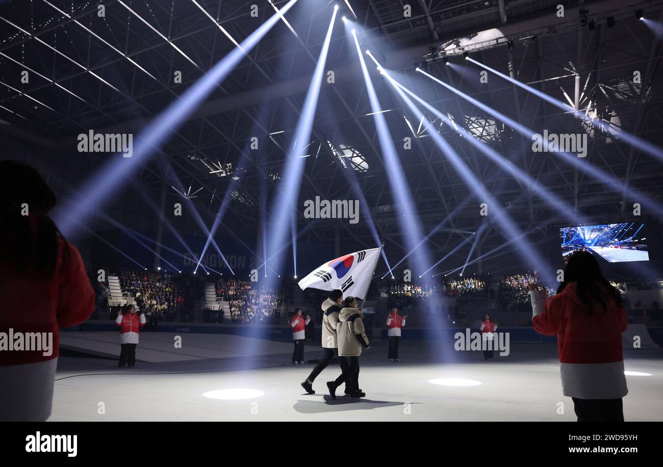 Gangwon Province, South Korea. 19th Jan, 2024. Flag bearers of the ...