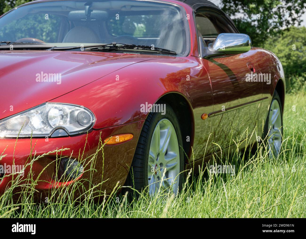 Jaguar xk8 interior hi-res stock photography and images - Alamy