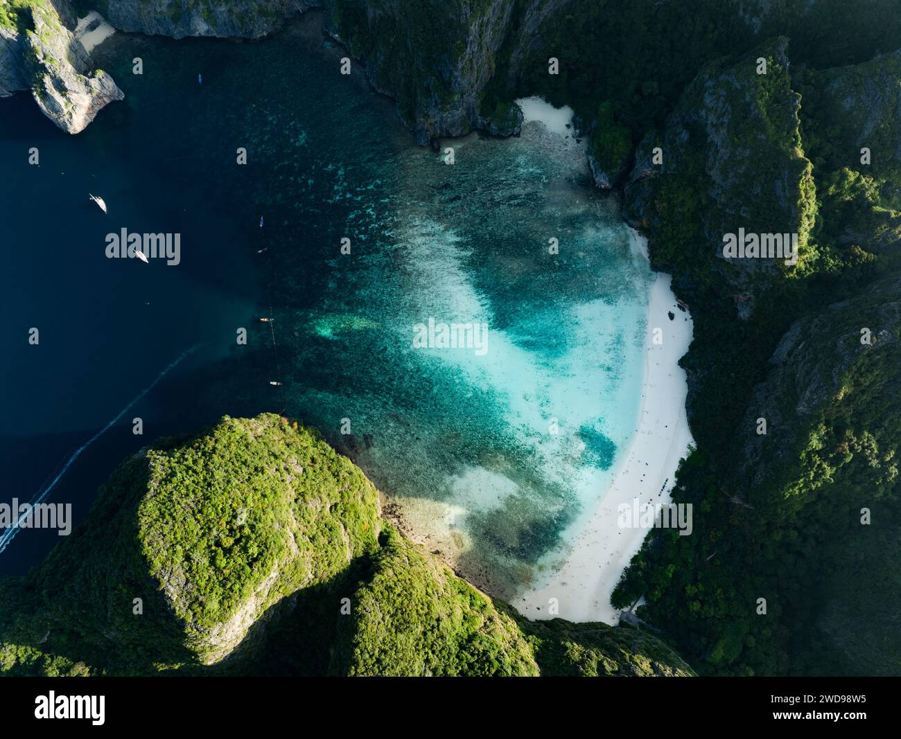 Andaman islands aerial hi-res stock photography and images - Alamy
