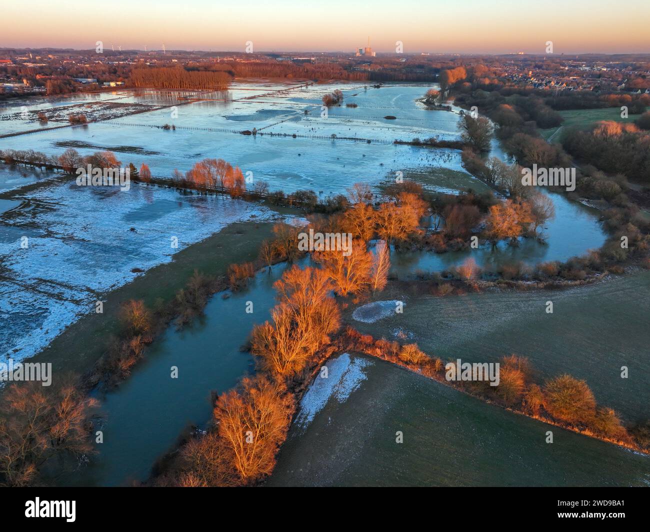 Werne-Bergkamen, North Rhine-Westphalia, Germany - Flood on the Lippe ...