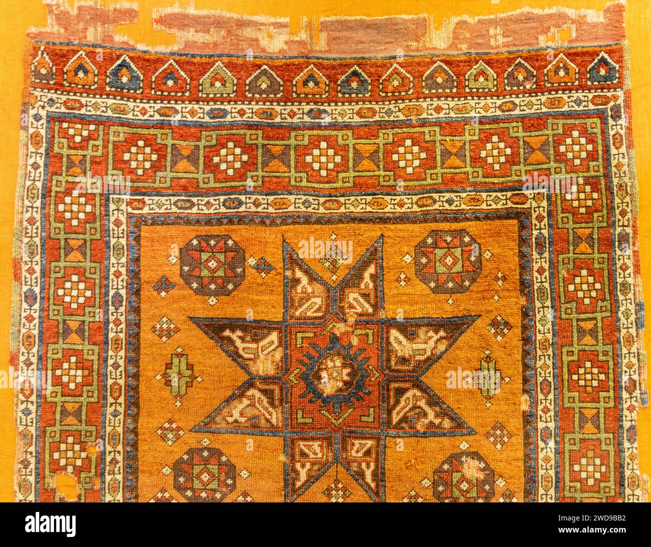 Rug weaving iran hi-res stock photography and images - Alamy