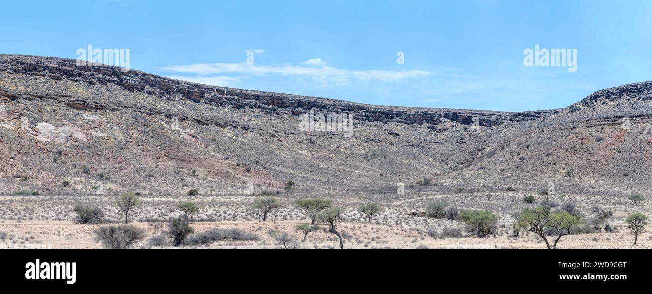 Basalt rock layers hi-res stock photography and images - Alamy