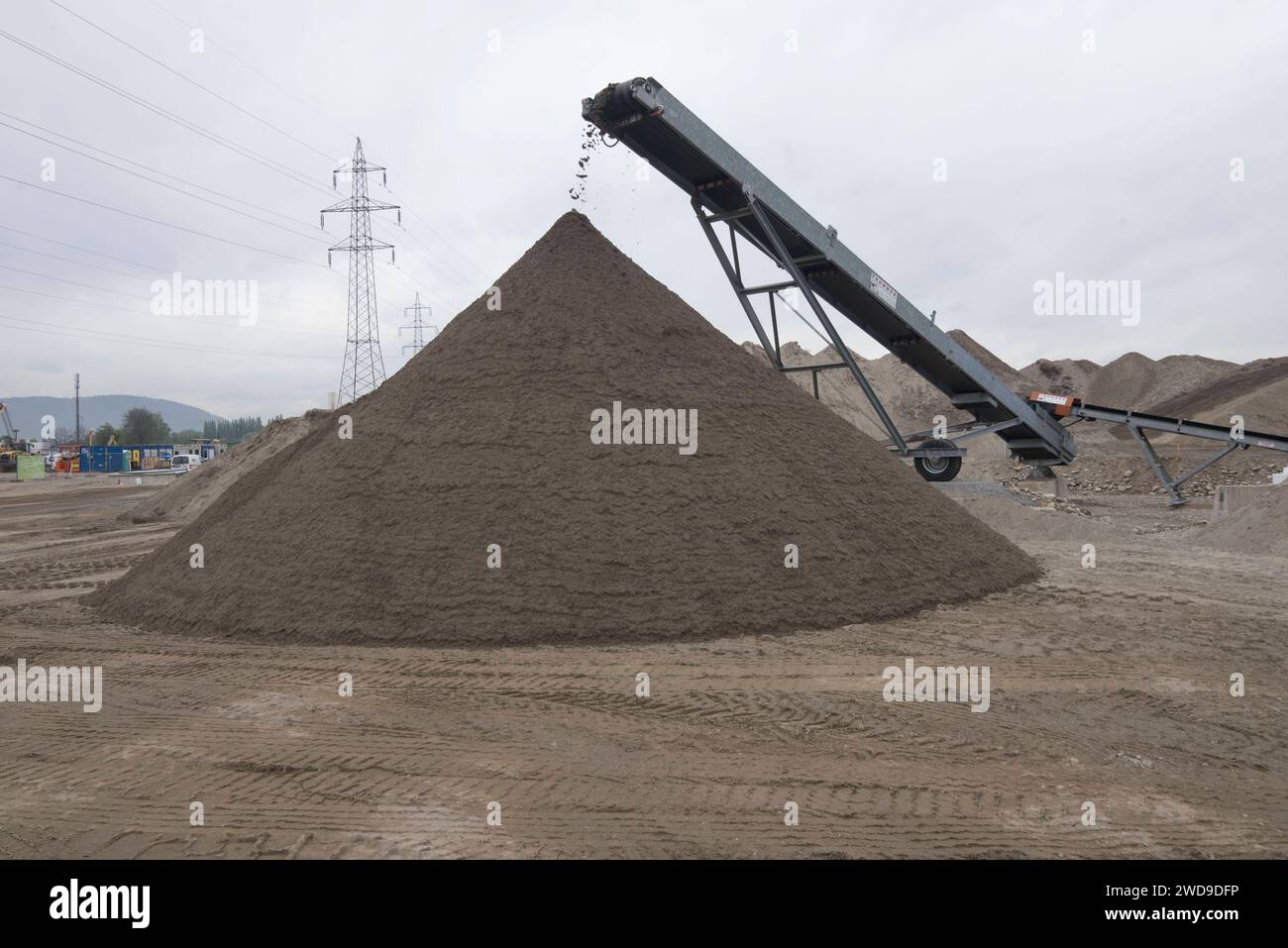 mining of sand and gravel resources for the construction industry ...
