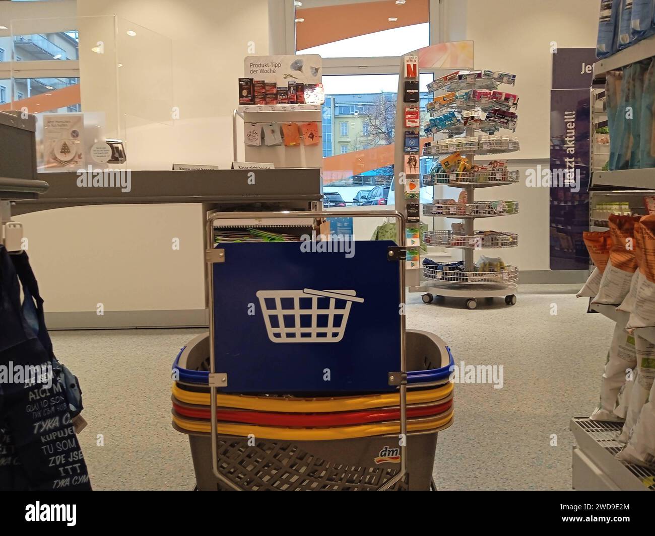 symbol for a shop or a shopping mall for trade and purchase symbol for ...