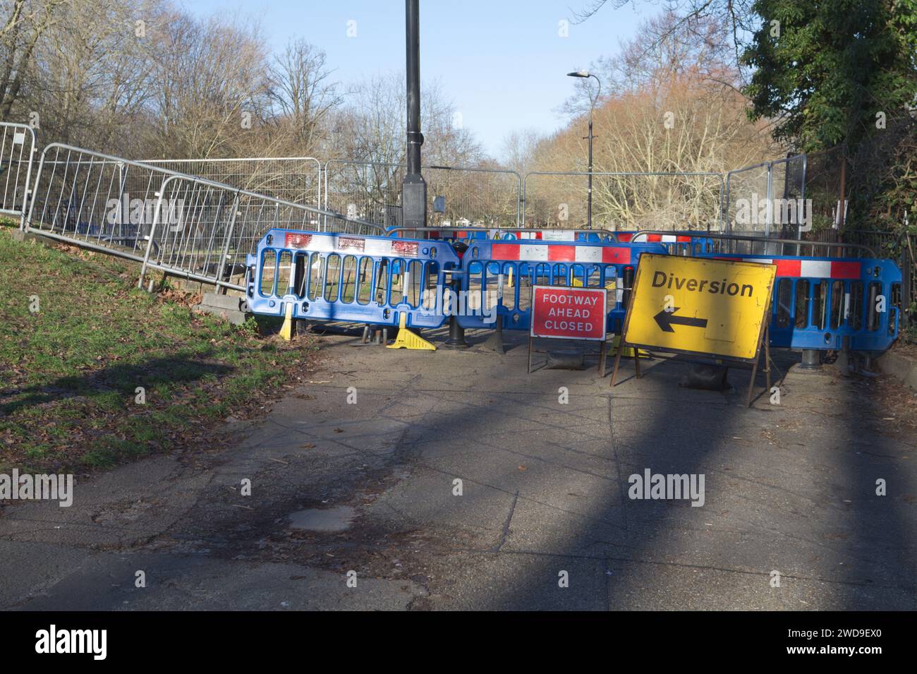 Diversion sign on the footpath at Middle Mill Weir in Colchester after ...