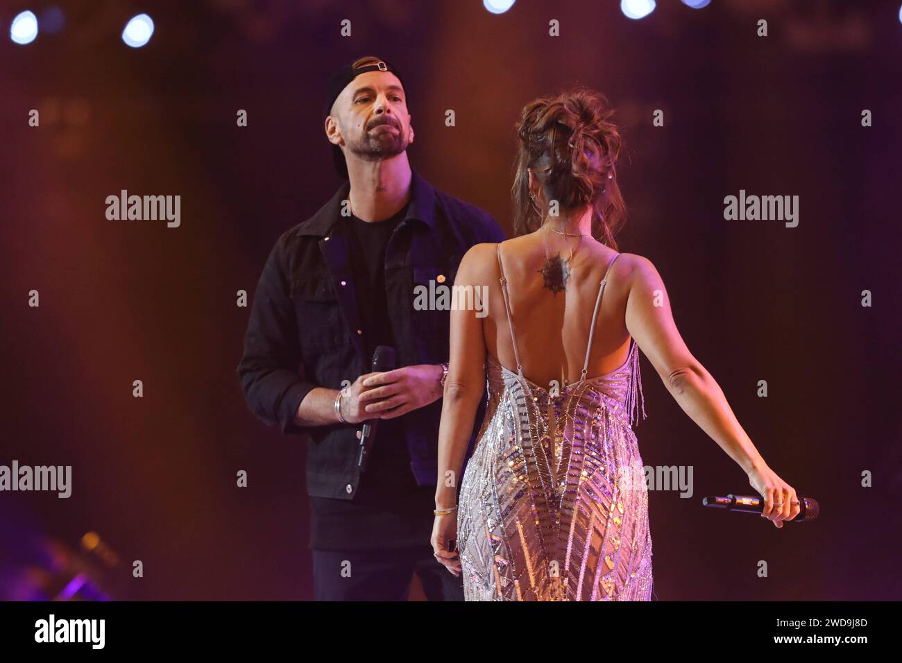 Saenger Joel Brandenstein GER mit Saengerin Sarah Engels GER - ARD Live ...