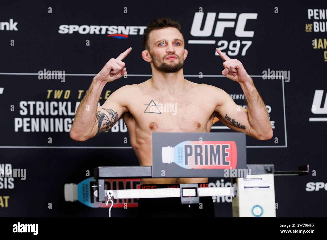Toronto, Canada. 19th Jan, 2024. Garrett Armfield weighs in ahead of ...