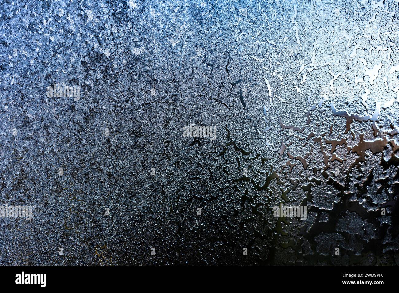 Frosted car window hi-res stock photography and images - Alamy