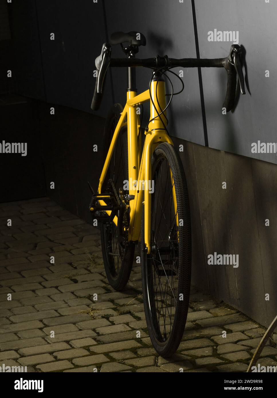 Road bicycle. Front view of gravel bicycle for offroad cycling. Closeup ...