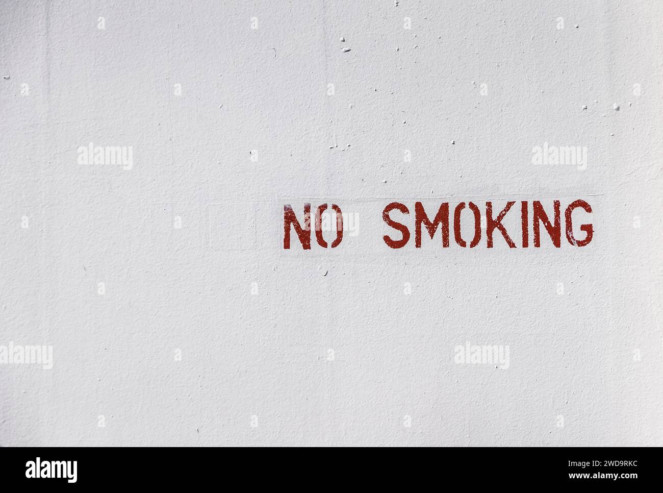 No Smoking sign, against an all white background Stock Photo - Alamy