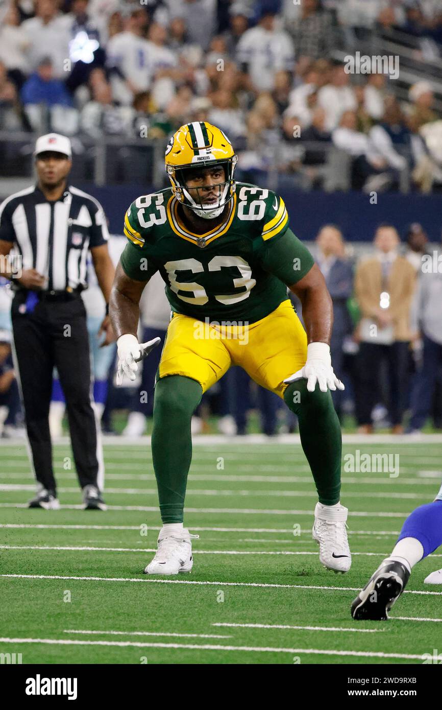 Green Bay Packers offensive tackle Rasheed Walker (63) prepares to ...