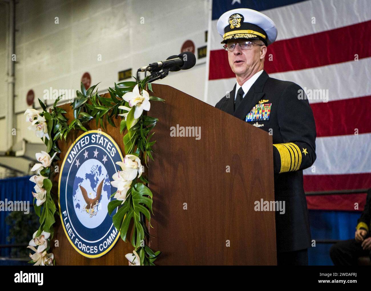 2021 U.S. Fleet Forces Change of Command 211207UD000-1111 Stock Photo ...