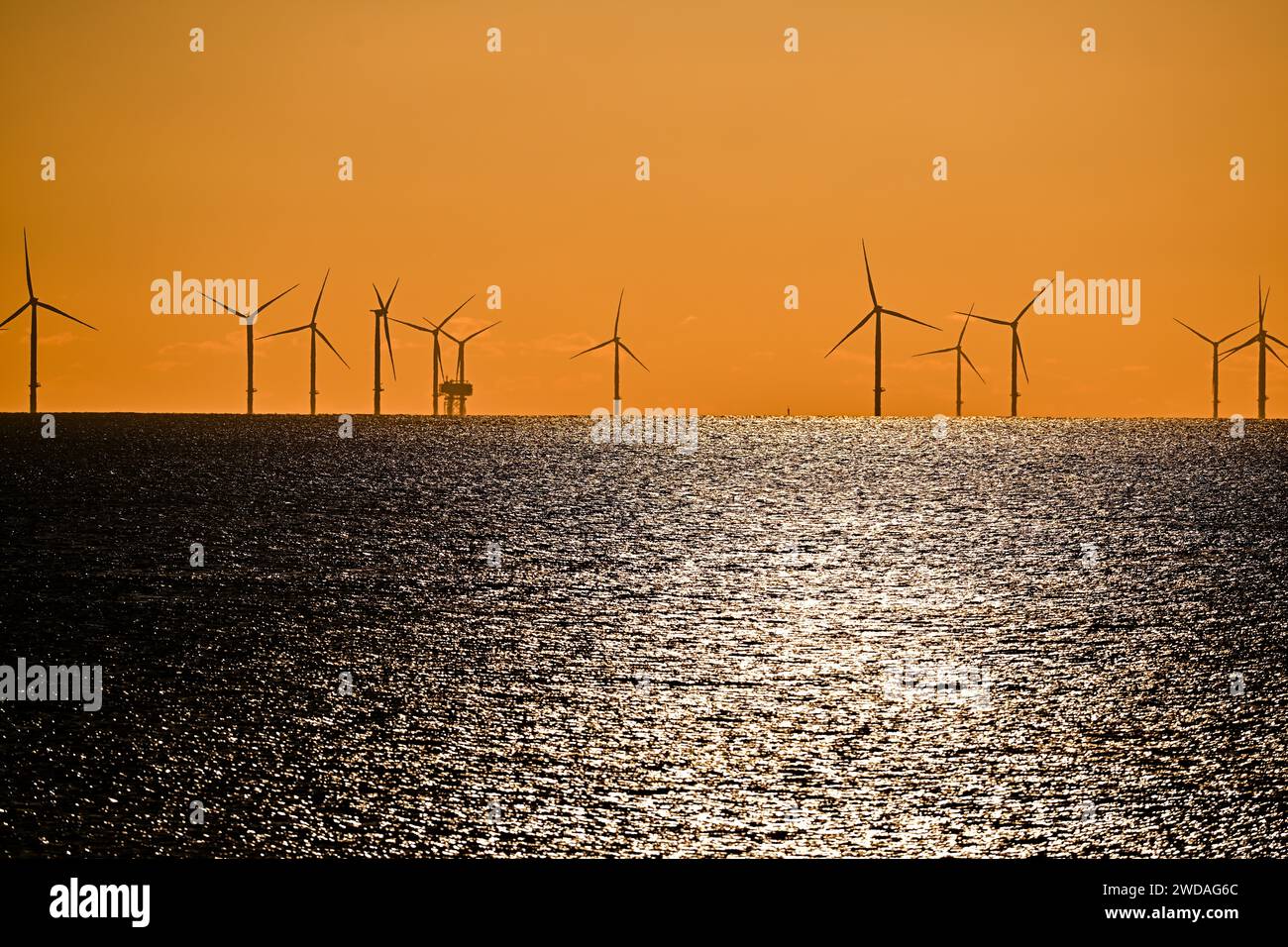 éoliennes en mer hi-res stock photography and images - Alamy