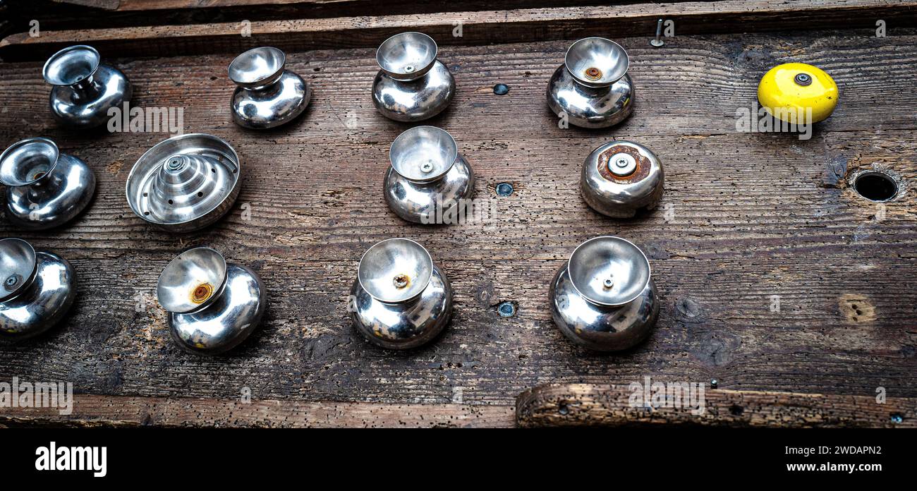 Buttons wooden table button hi-res stock photography and images - Alamy