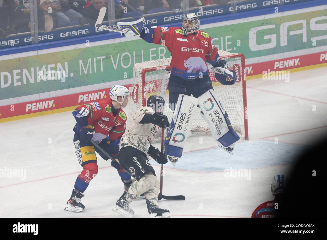 Berlin, Deutschland. 19th Jan, 2024. 19.01.2024, Mercedes-Benz-Arena ...