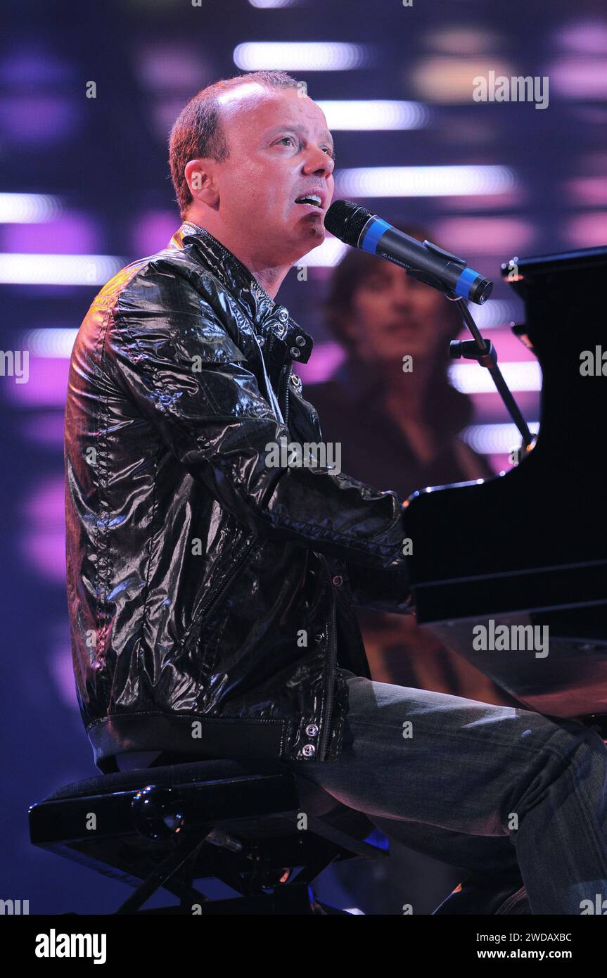 Verona Italy 2009-06-07: Gigi D’Alessio,Italian singer, live concert at ...