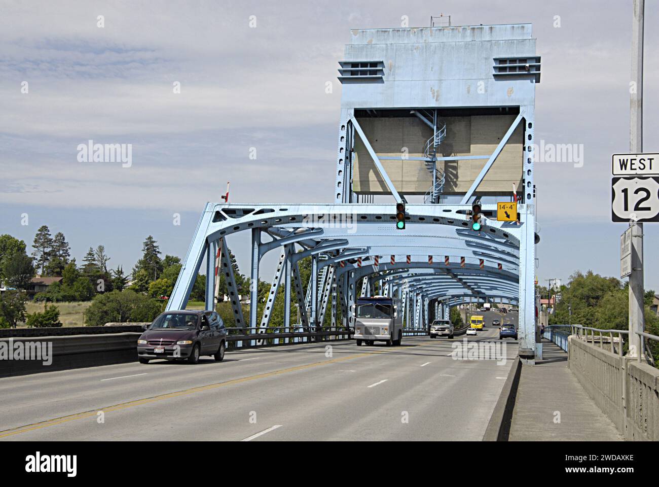 LEWISTON/IDAHO STATE/USA-Blue Snake river bridge 19 2014 (Photo by ...