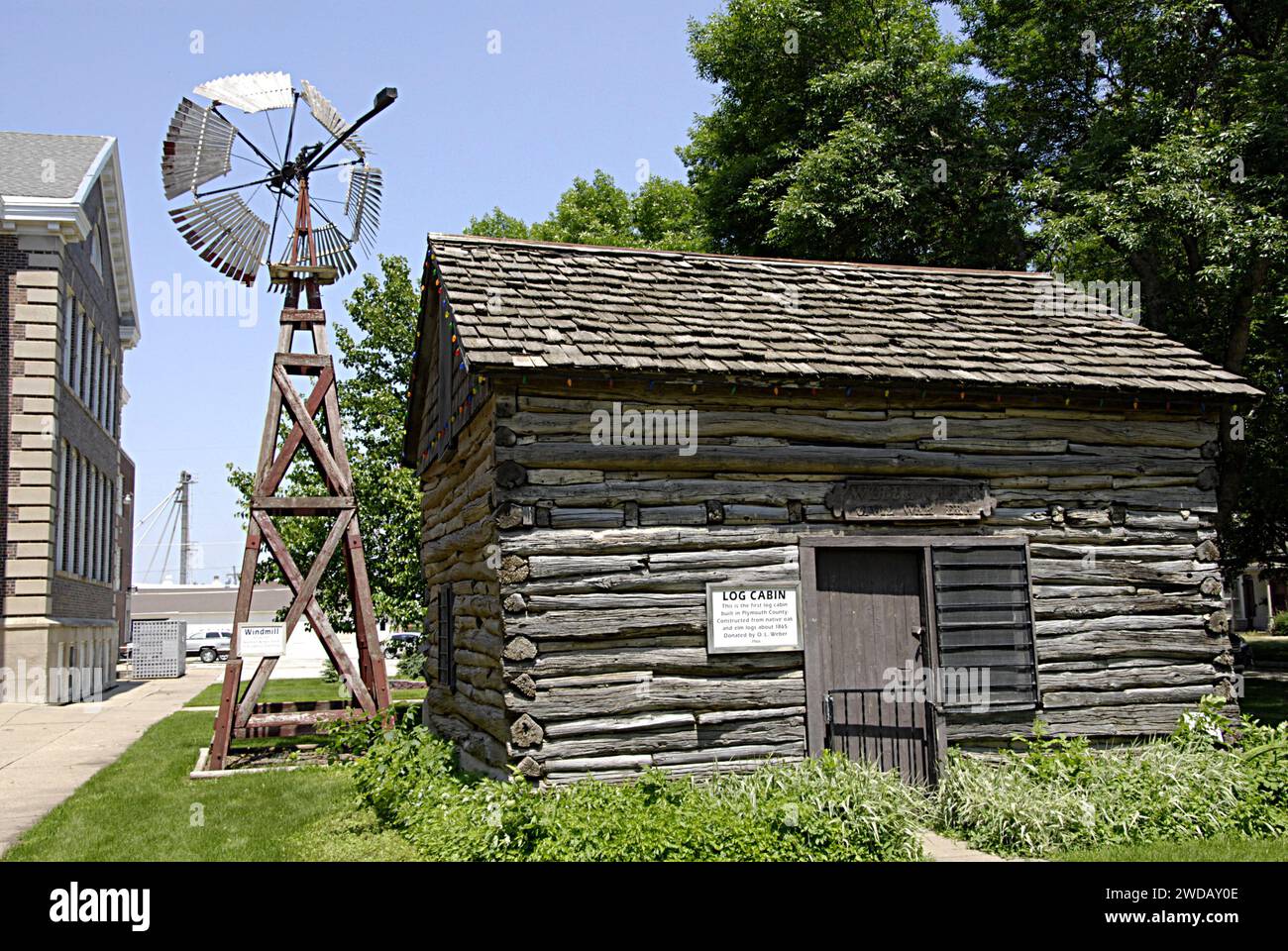 LE MARS/IOWA /USA- Photo feature five days in the life of le mars ruler ...