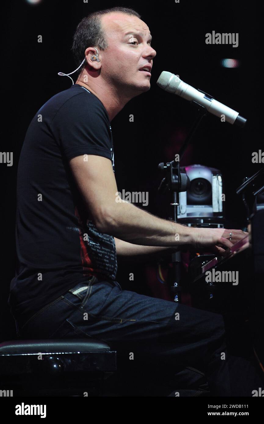 Milan Italy 2009-11-23: Gigi D’Alessio,Italian singer, live concert at ...