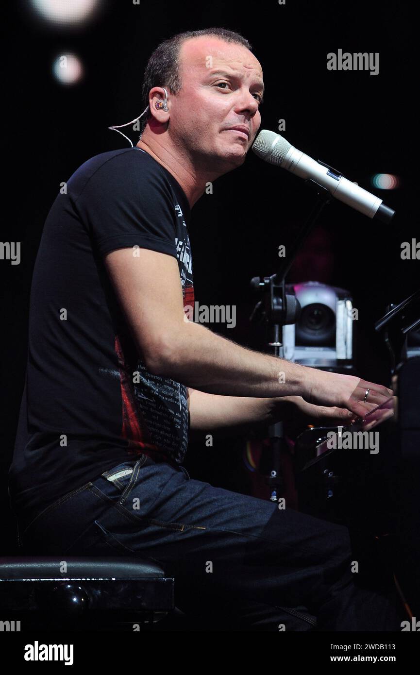 Milan Italy 2009-11-23: Gigi D’Alessio,Italian singer, live concert at ...