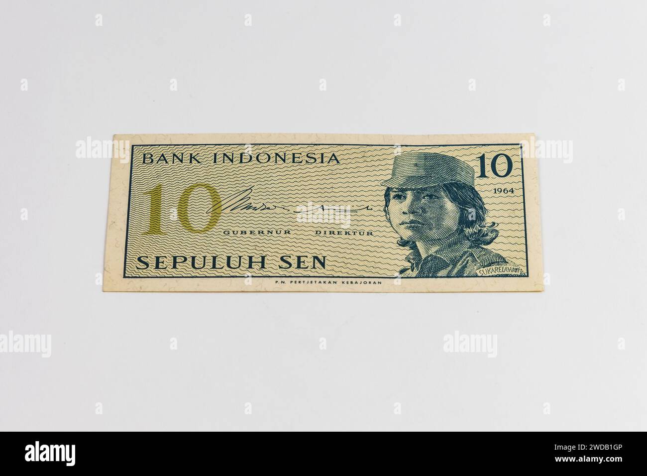 Old Indonesia banknote of 10 Sen from 1964 year Stock Photo - Alamy