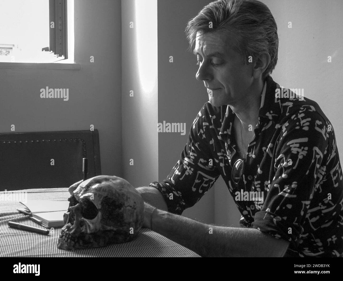 Klaus Theuerkauf, Künstler, Zum Goldenen Hahn, Heinrich-Platz, Berlin ...