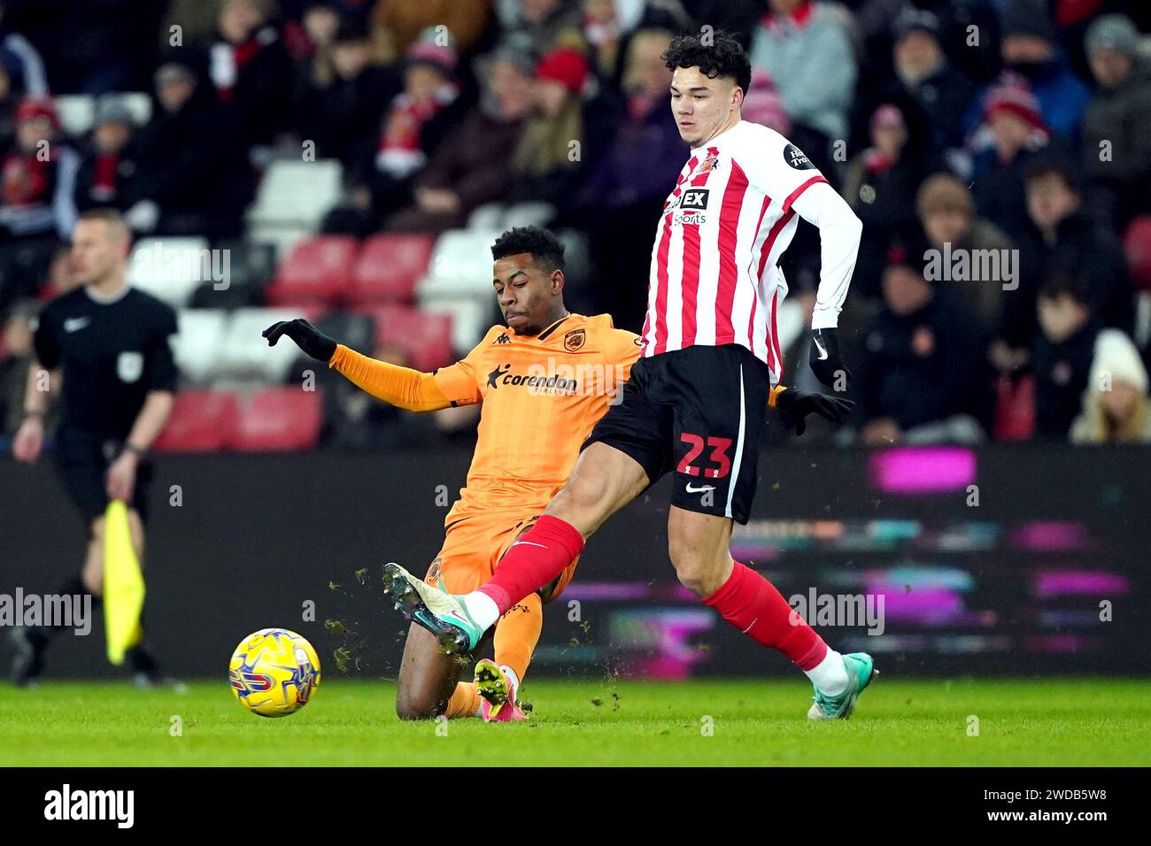 Hull City's Jason Eyenga-Lokilo (left) and Sunderland's Jenson Seelt ...