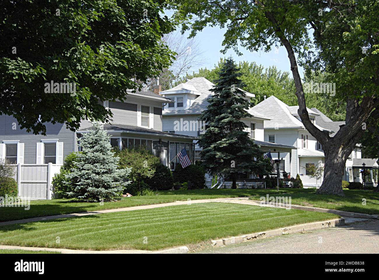 LE MARS/IOWA /USA- Photo feature five days in the life of le mars ruler ...