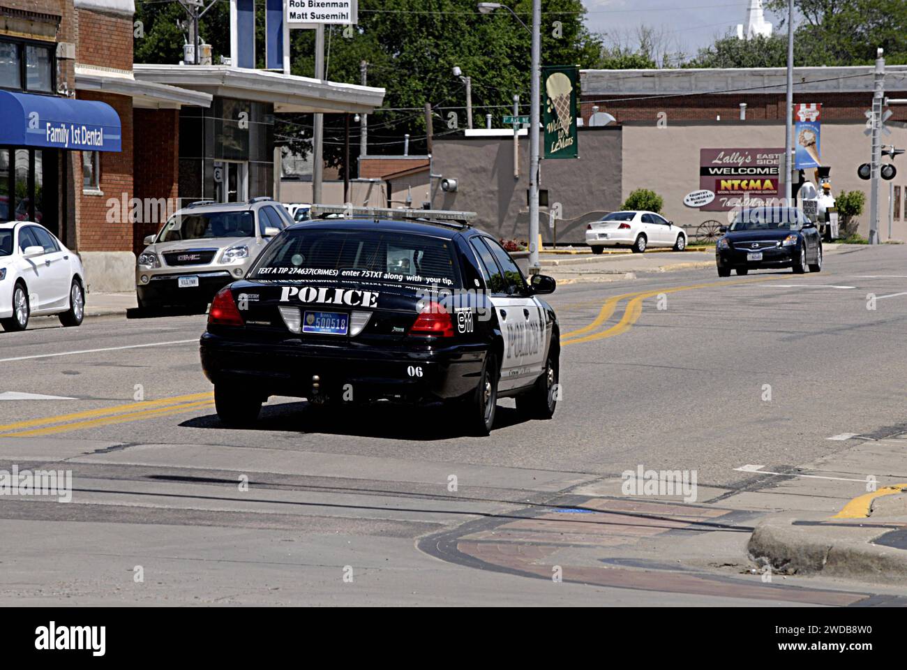 Usa police car bank hi-res stock photography and images - Alamy