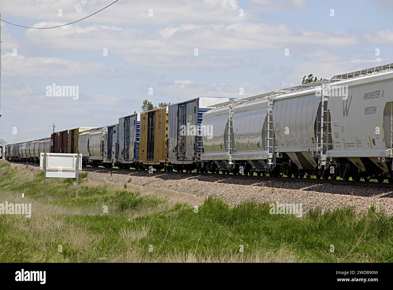 LE MARS/IOWA /USA- Photo feature five days in the life of le mars ruler ...