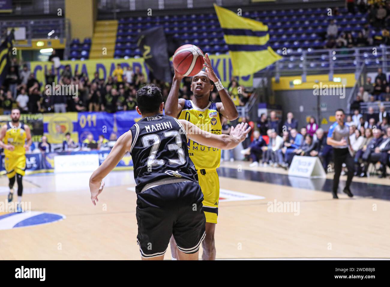 Turin, Italy. 19th Jan, 2024. # 0 Keondre Kennedy (Reale Mutua Basket ...