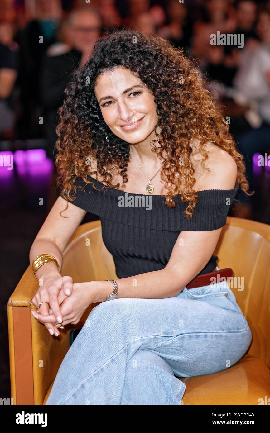 MDR - Riverboat. Moderatorin Marwa Eldessouky anläßlich der ...