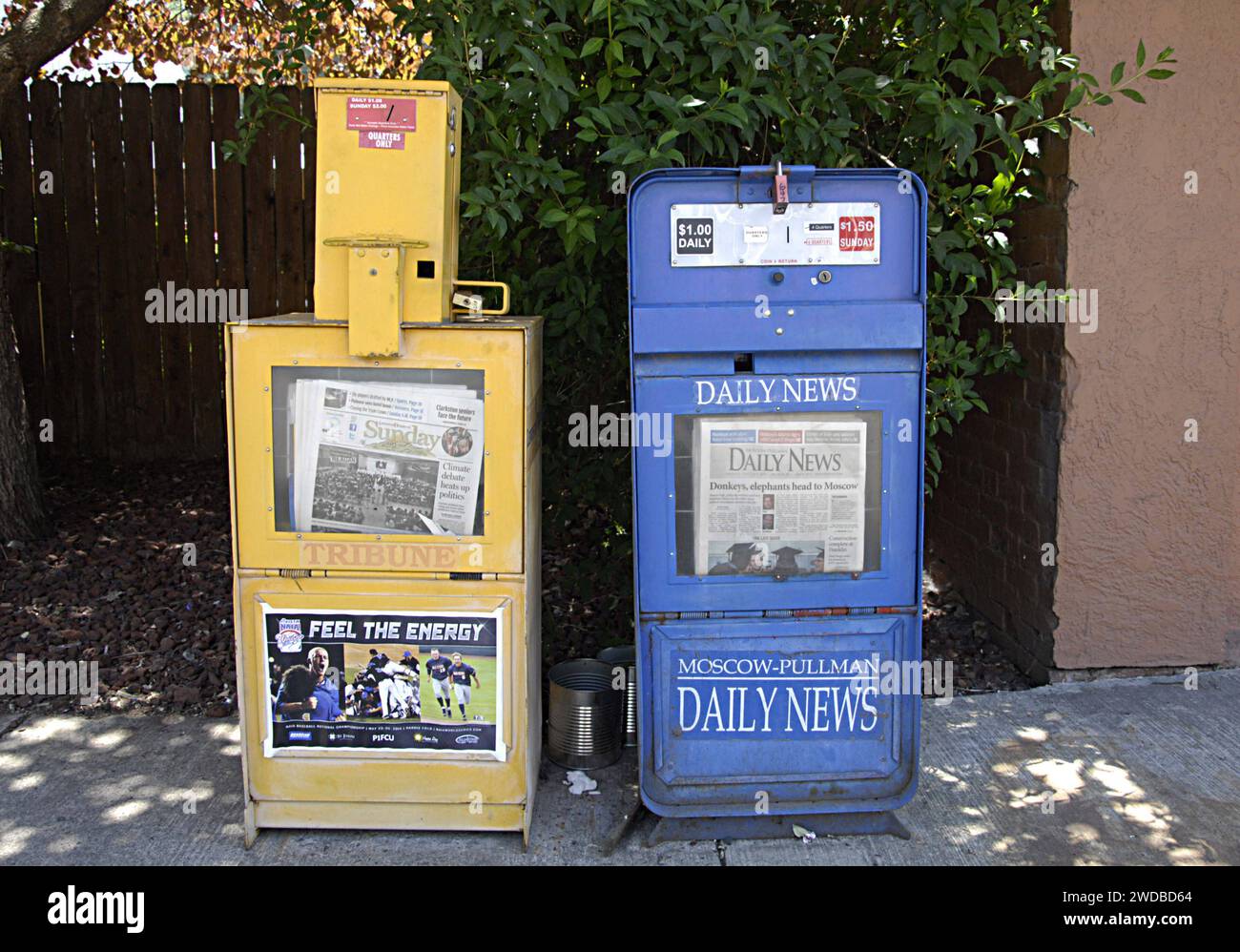 Jetzt ein cafe hi-res stock photography and images - Alamy