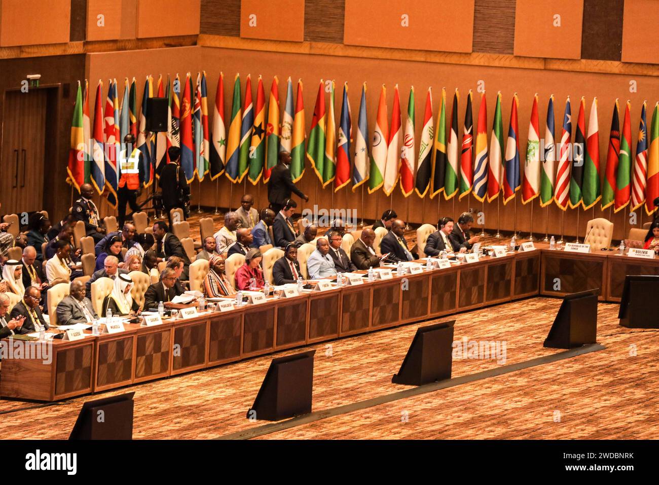 Unilateralism hi-res stock photography and images - Alamy