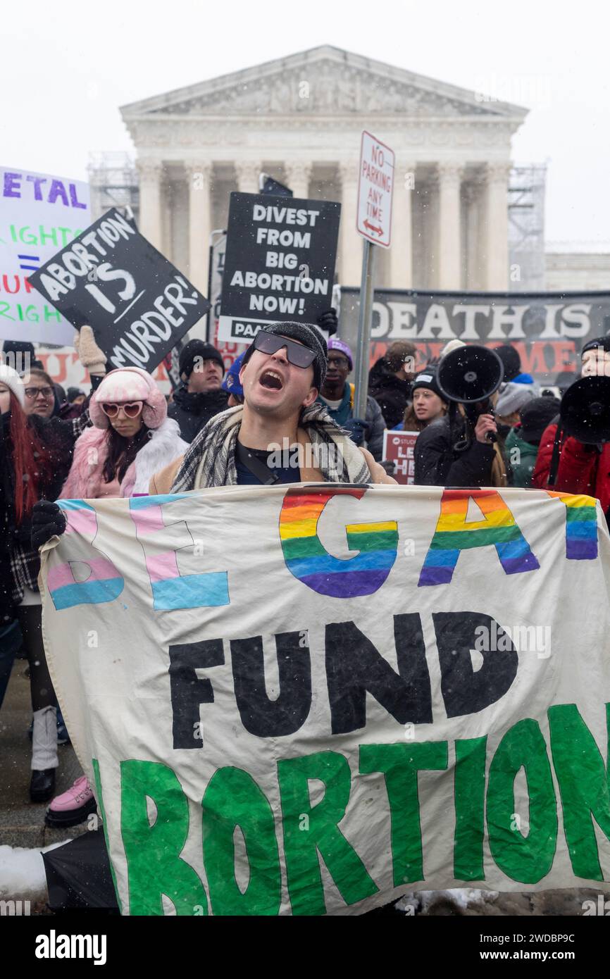Washington, District Of Columbia, USA. 19th Jan, 2024. A counter ...