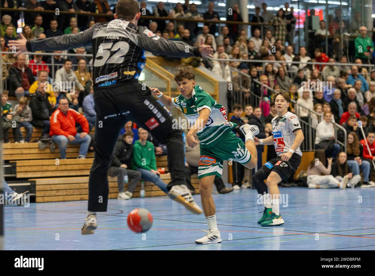 Handball tirol hi-res stock photography and images - Alamy