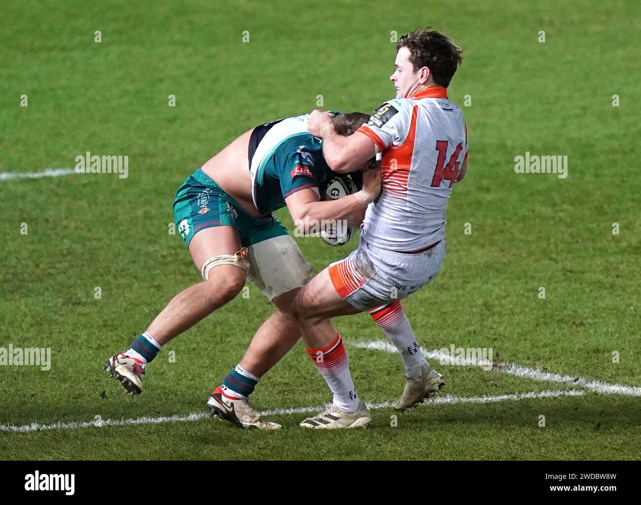 Scarlets' Ben Williams and Edinburgh's Christopher Dean during the EPCR ...