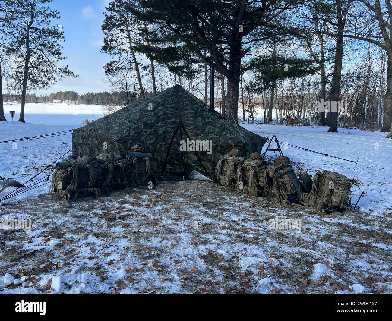 Air National Guard Security Forces specialists built arctic tent ...