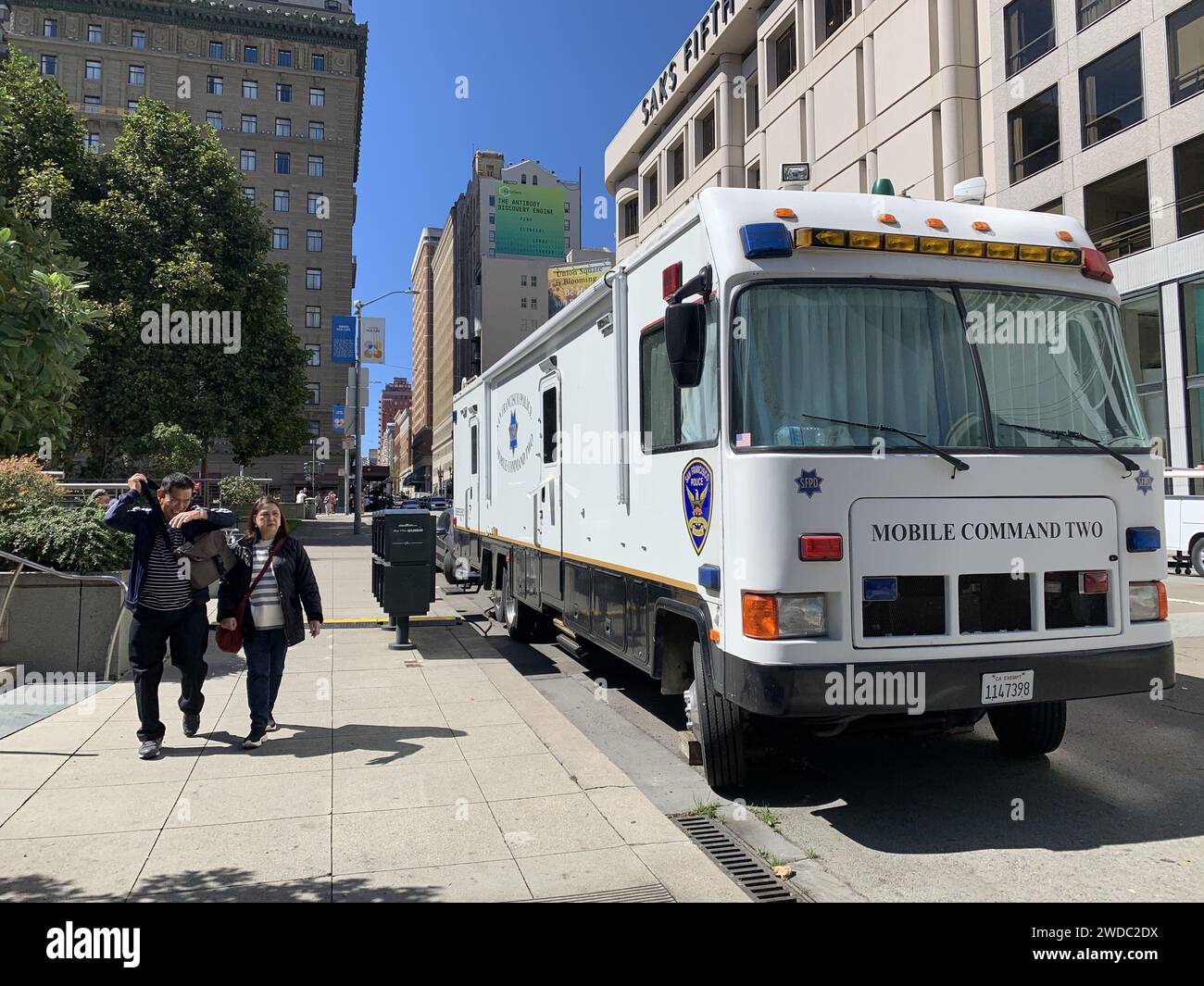 Mobile command center hi-res stock photography and images - Alamy