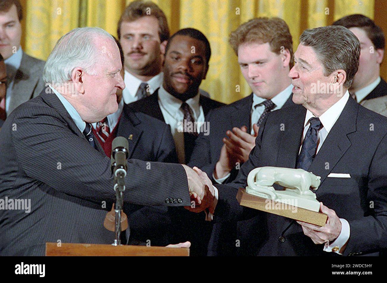 Penn State president Bryce Jordan with Ronald Reagan Stock Photo - Alamy