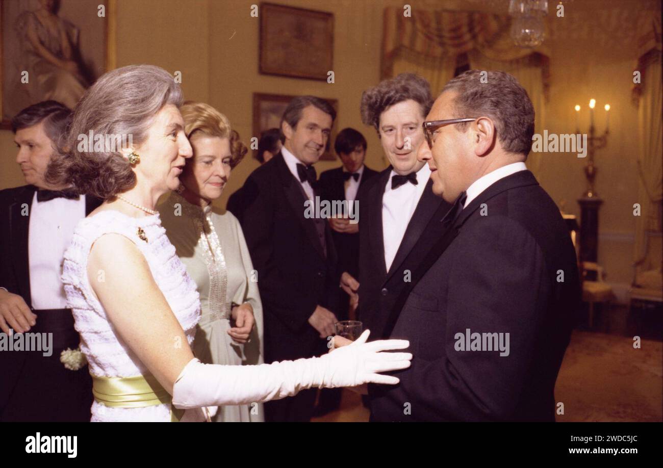 Photograph of Mrs. Vera Cosgrave, First Lady Betty Ford, Chief of ...