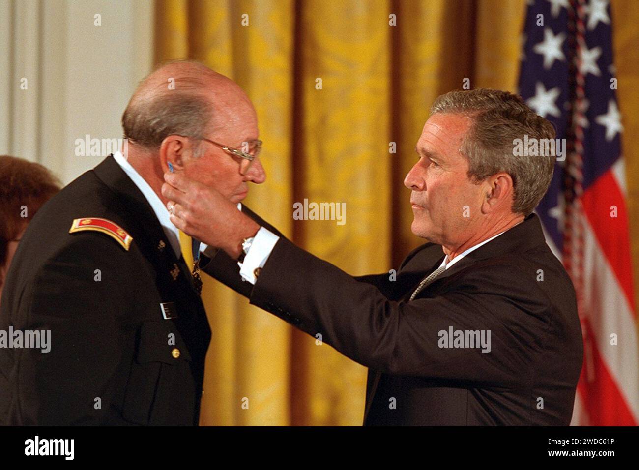 President George W. Bush with Medal of Honor Recipient Captain Ed W ...