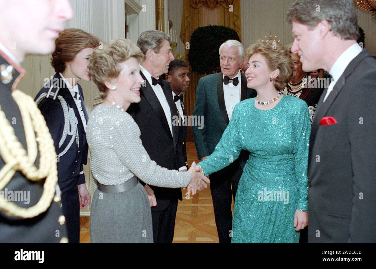 President Ronald Reagan And Nancy Reagan With Bill Clinton And Hillary